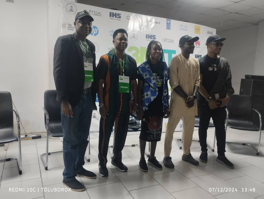 Adeojo Receives 2024 Most Media-friendly Chairman Award - Western Daily ...